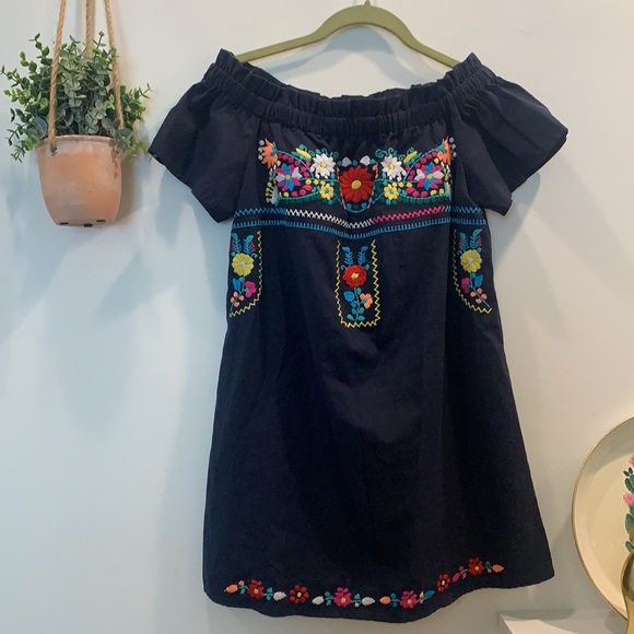 The Impeccable Pig | Dresses | The Impeccable Pig Navy Floral ...